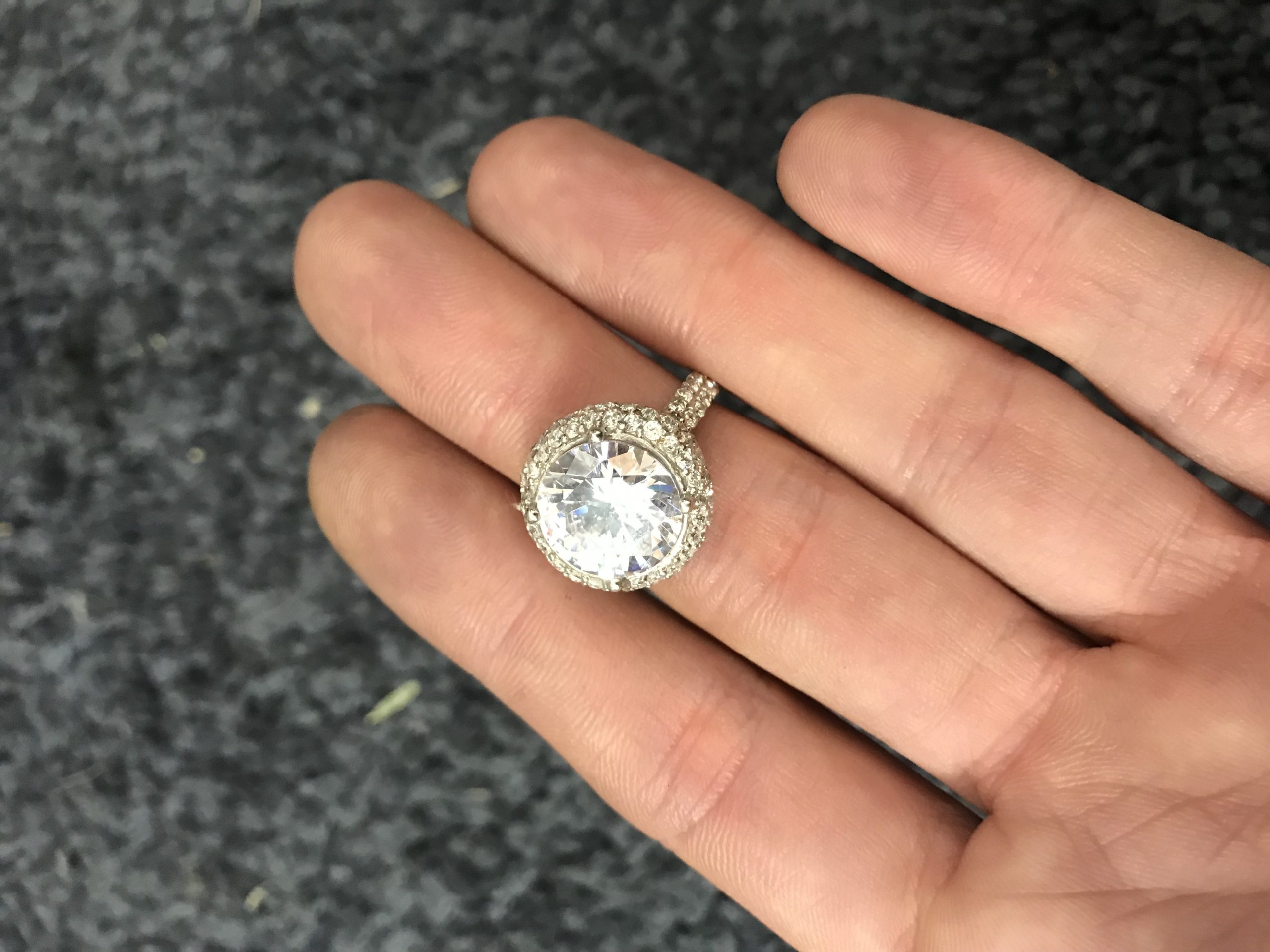Ring Joze Solo Surrounded Paved By Zirconium In Silver Bague Joze ring-joze-solo-surrounded-paved-by-zirconium-in-silver-bague-joze